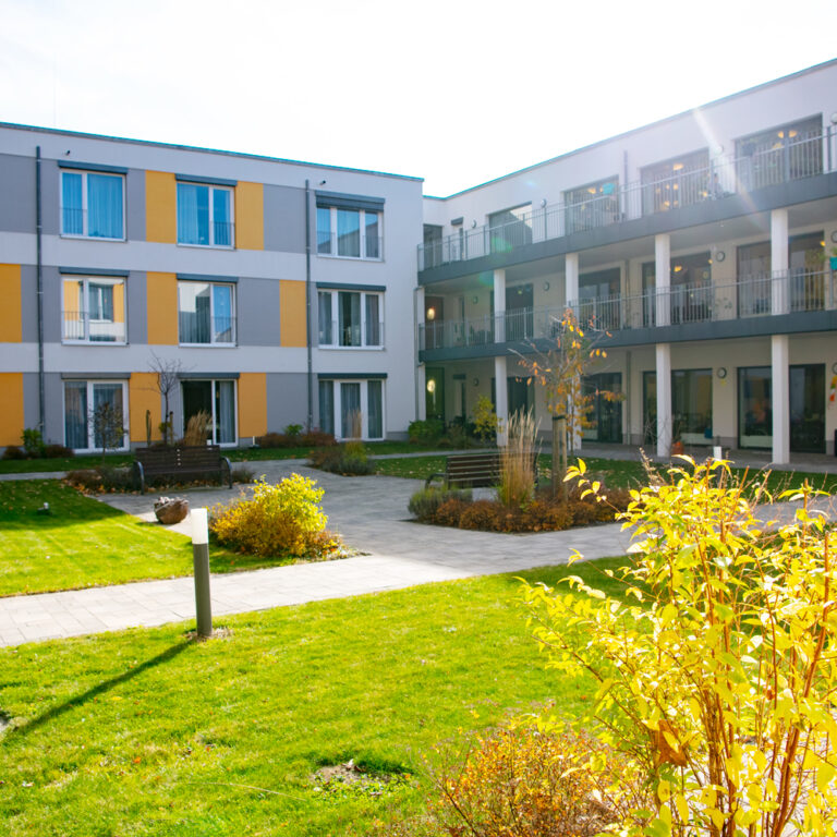 Pflege bei Oberschenkelhalsbruch | Pflegeratgeber - Korian